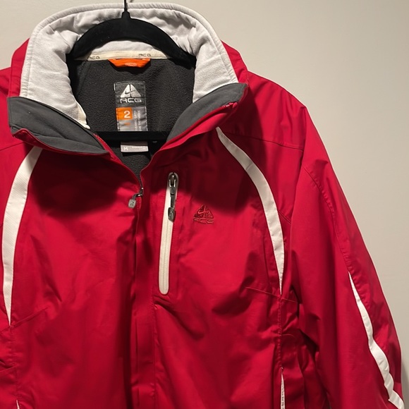Nike ACG | Jackets & Coats | Nike Acg 3in Stormfit Coat Medium | Poshmark